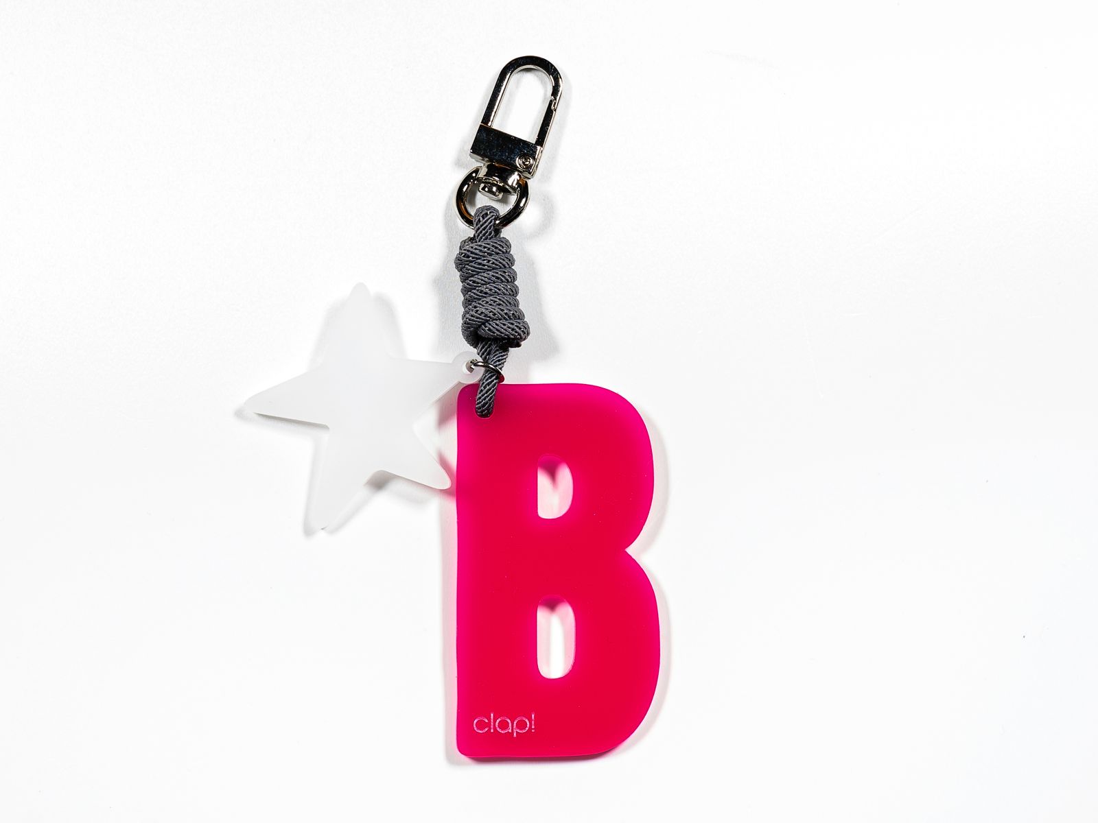 Charm clap!® Letra B